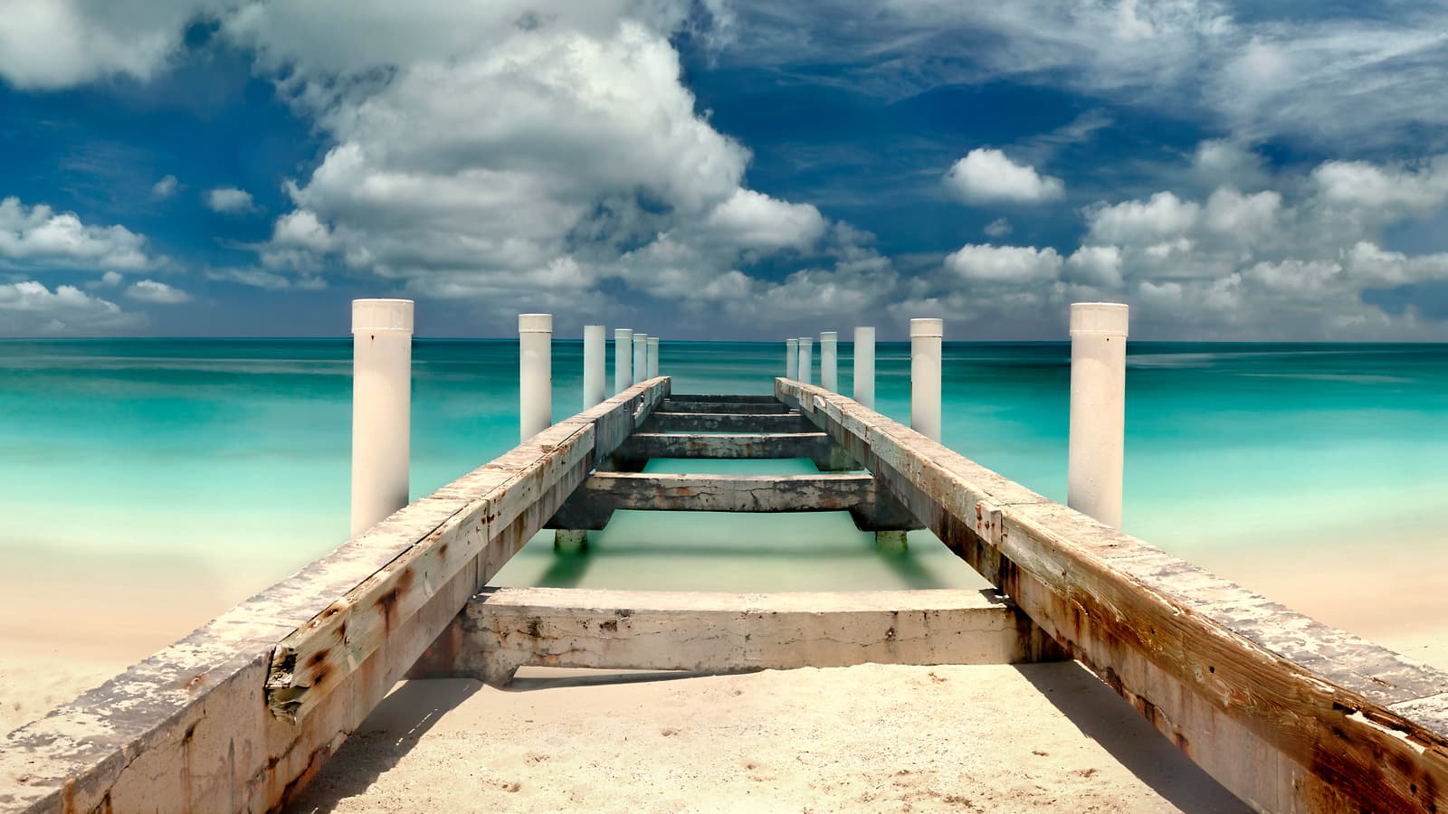 High Resolution Beach Pier Photos - VAST