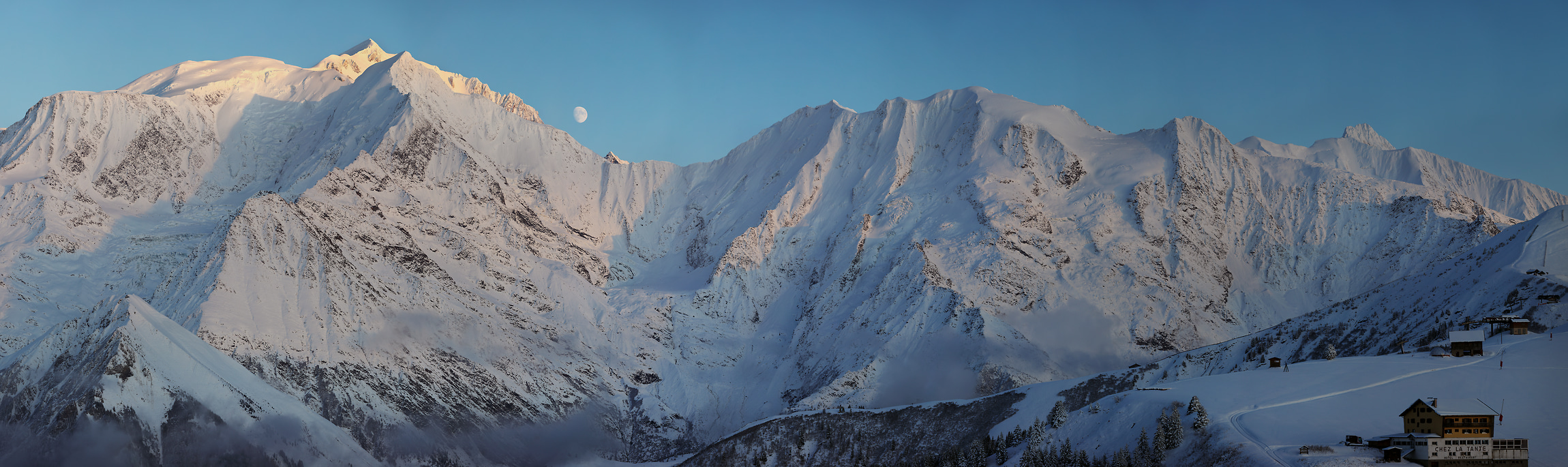 High resolution mountain panoramas - VAST
