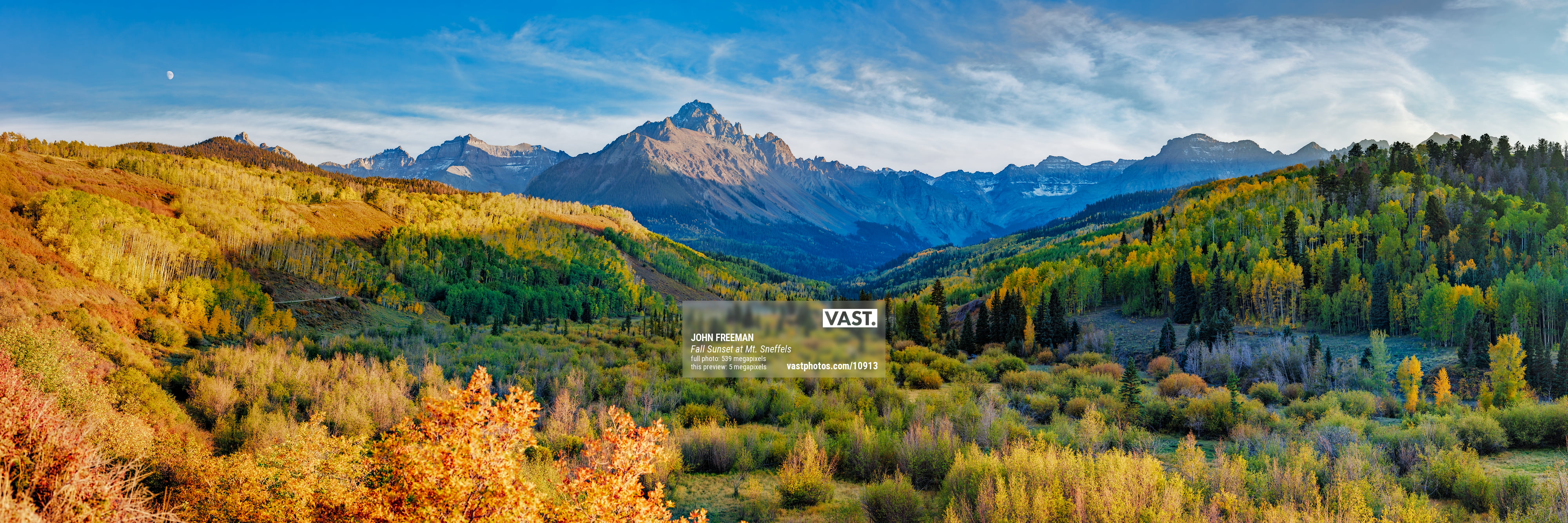 Photos of the Rocky Mountains in fall - VAST