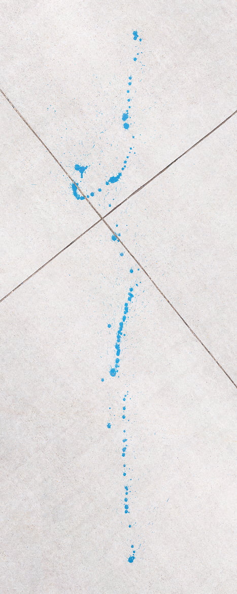 Minimalist vertical abstract paintings - VAST