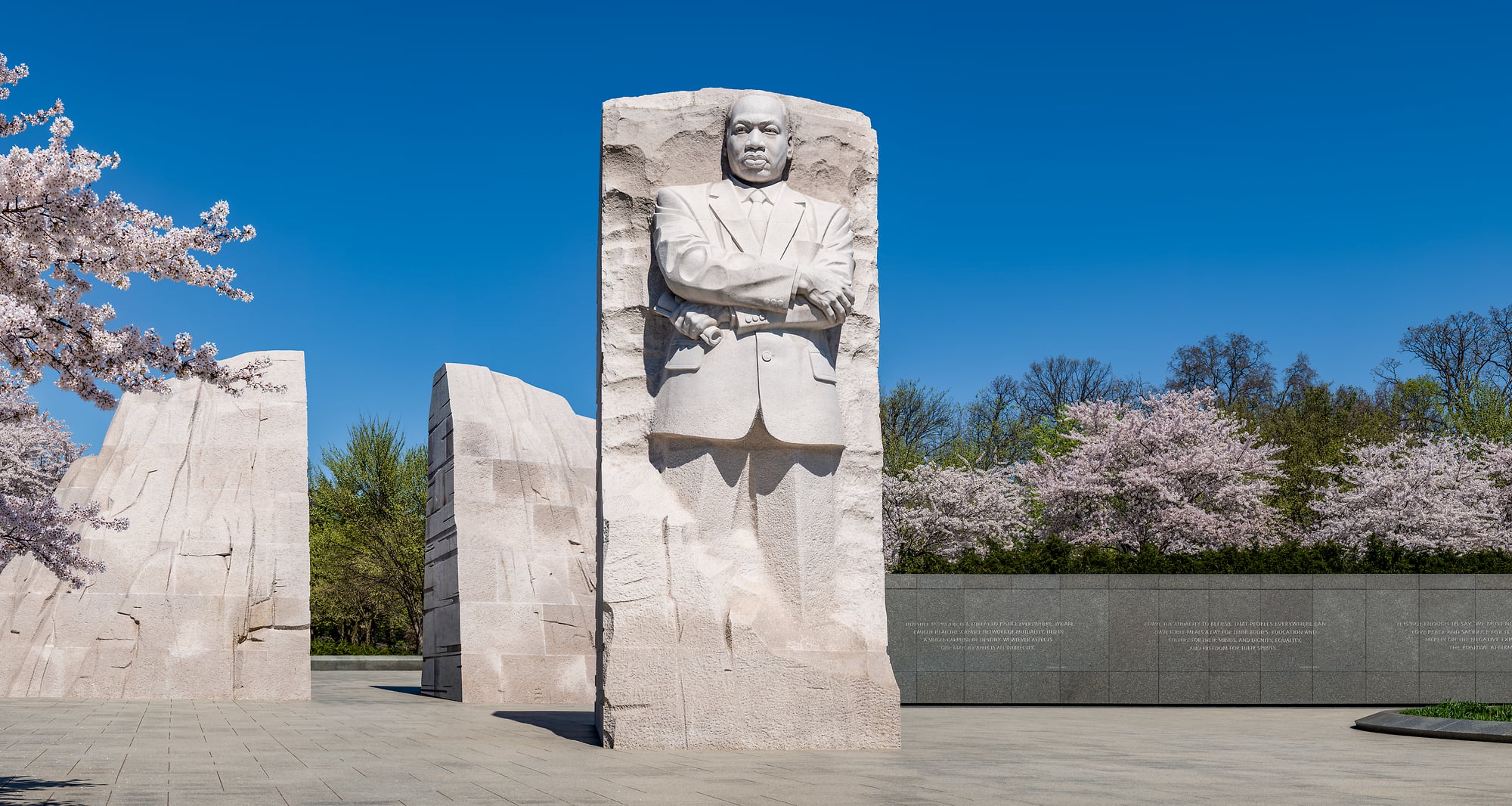 Ultra high resolution photo of the MLK Memorial in DC - VAST