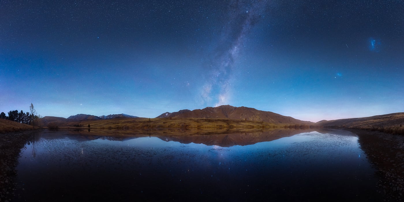 Photos of beautiful lakes at night - VAST