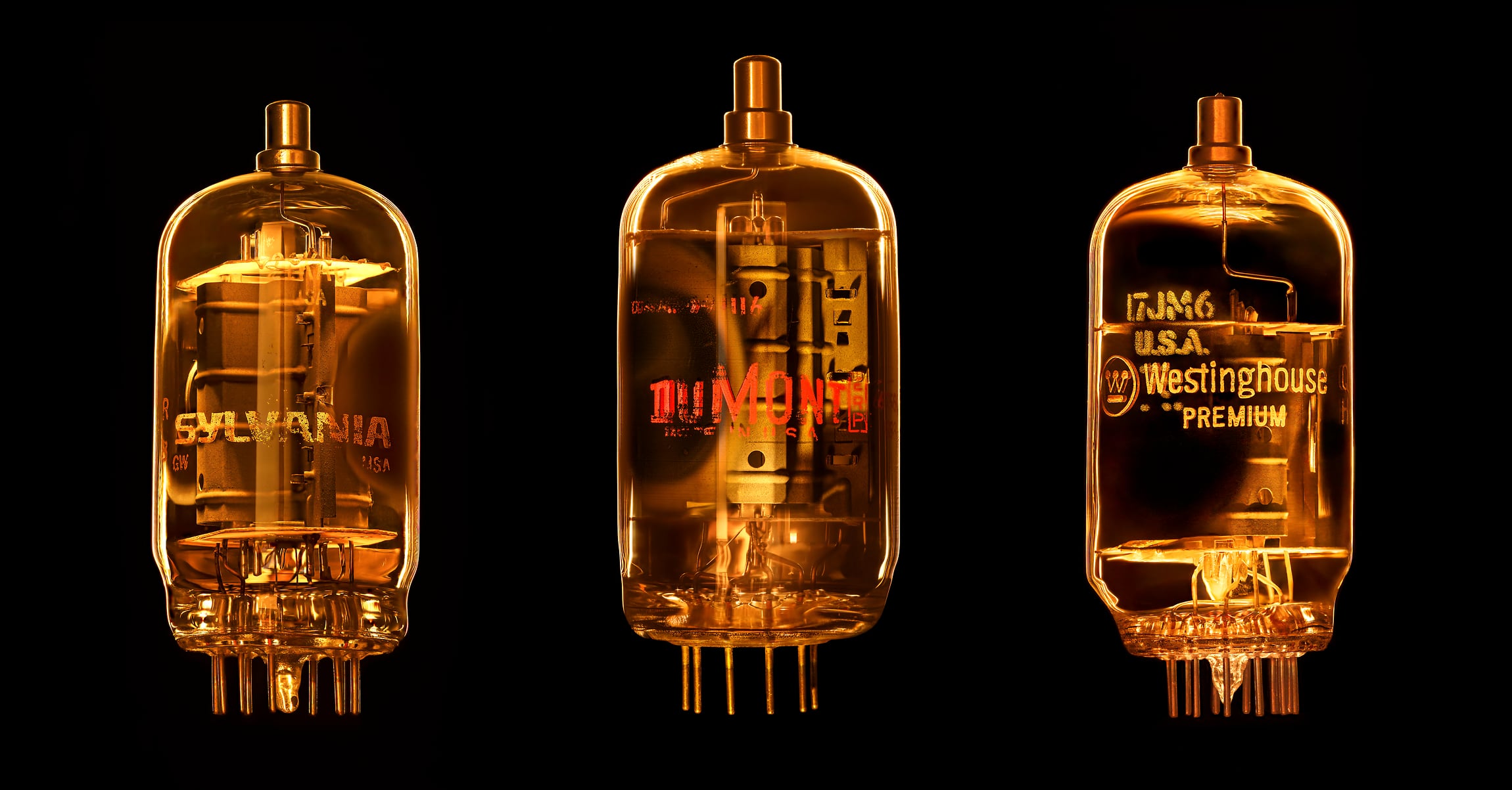Vacuum tubes: Ultra-high-res photos by VAST